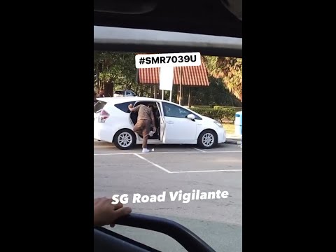 11mar2023 #SMR7039U toyota prius plus passenger littering at parking lot of nshw r&r