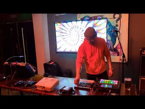 Dj_Elect_Rick Performing @ Next Door Records on 04/03/2025