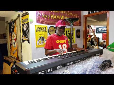 Playing Around With My New Roland RD 150 Vintage Keyboard