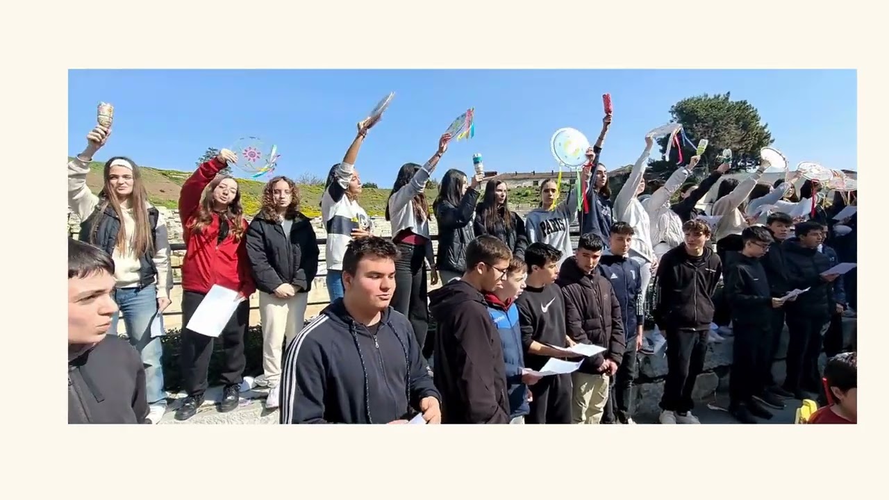 Οι μαθητές του 8ου Γυμνασίου Λάρισας «σπάνε τη σιωπή» στέλνοντας ηχηρό ...