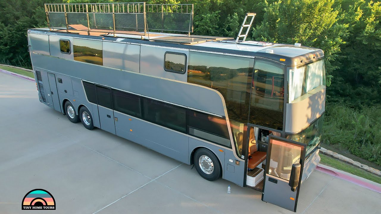 2009 Double-Decker Bus Became a Two-Story House on Wheels for a Family ...