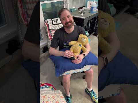 @OffKilterCrafterIan landed in VA SAFELY…and is crashing with me until his things arrive!