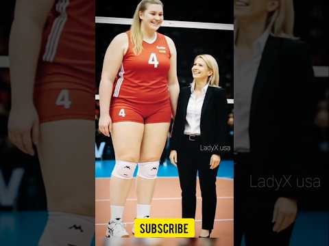 Dubai Princess Playing on volleyball |Pretty girls walking Elegance #prettygirls#dubaiprince#shorts