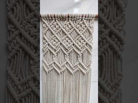 Macrame Wall Hanging #wallhanging #macramewallhanging #macramepattern #macramedesign #diymacrame