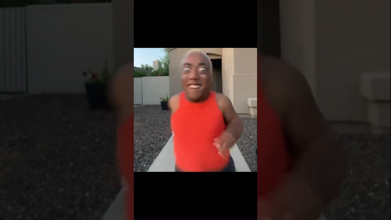 IM SCARED 😭 | #shorts #memes #dwarfs #scary #crackitvidz