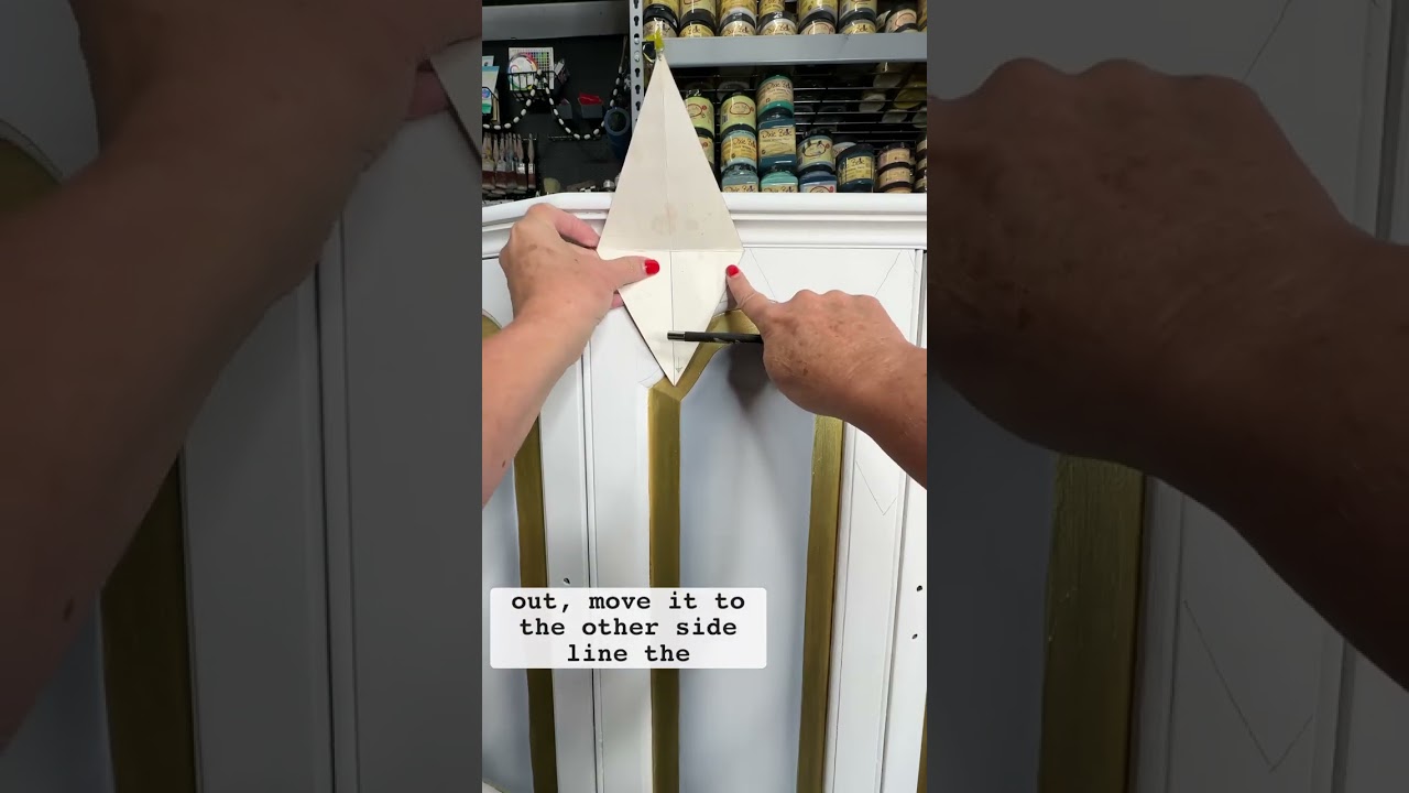 The Easiest Way to Create a Harlequin Pattern