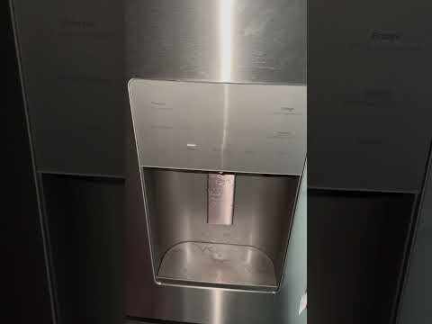 Resetting GE refrigerator filter status #themoreyouknow #helpful #filters #water #educational 