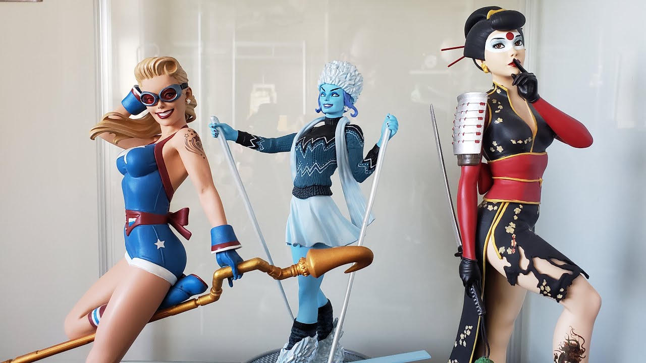 DC Bombshells Statue Spotlight