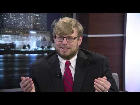 Hip Replacement with Willard Moore, MD