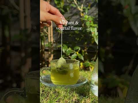 ILEM JAPAN's Sencha green tea leaves