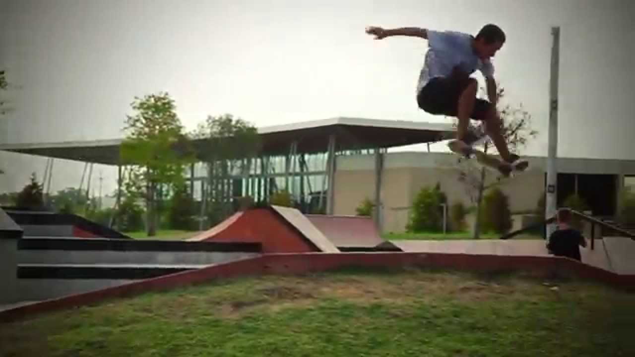 Beautiful Mountain Skatepark - Beaumont, Texas Skate Plaza