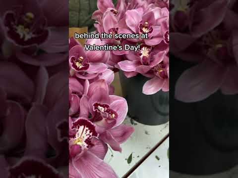 Life of florists at Valentines Day ๐น#shorts