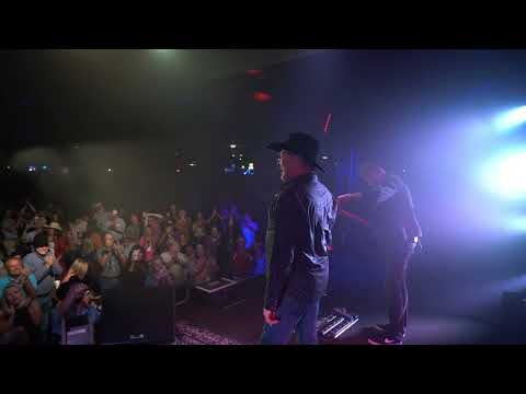 Tracy Lawrence - Paint Me A Birmingham (Live At Billy Bob's Texas)
