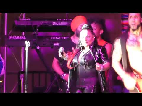 Lisa Lisa - I Wonder If I Take You Home (Freestyle Festival, Long Beach CA 5/5/18)