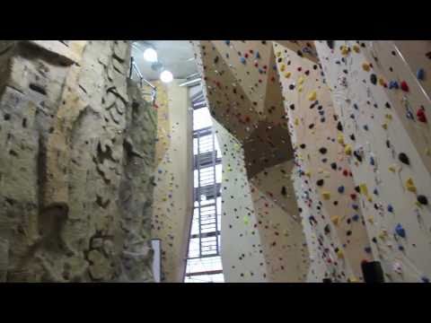 DAV Kletter & Boulderzentrum München Eröffnung des Erweiterungsneubaus am 17.02.2011