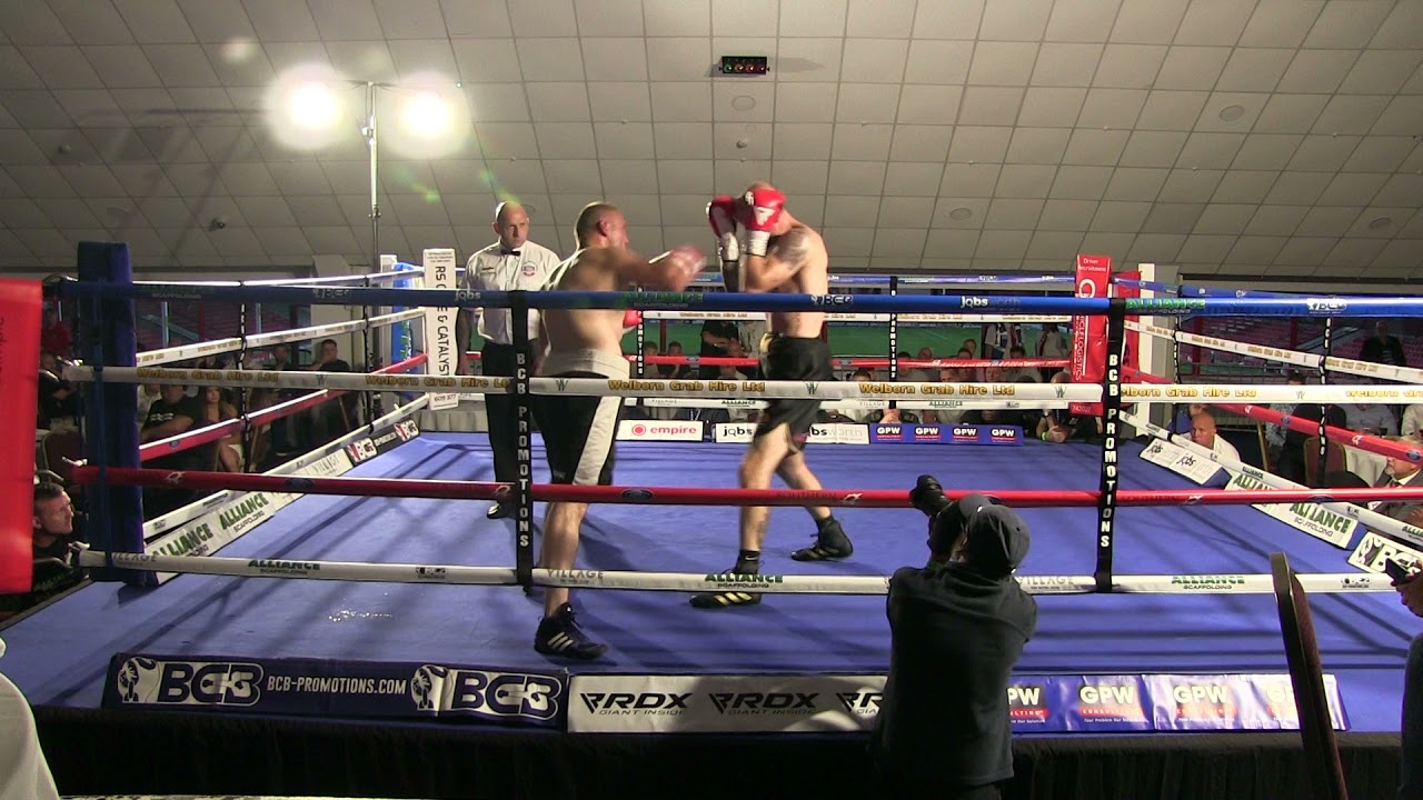 Andy Owen vs. Norbert Szekeres