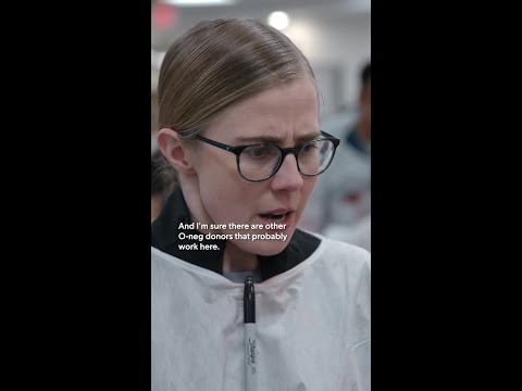 Dr King donates her own blood to a patient | The Pitt | BINGE