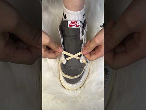 Jordan 1 #sneakers #air #kicksaddict #nike #thekicks #shoes #kicksonfire #sneakerhead #nikeair #dunk