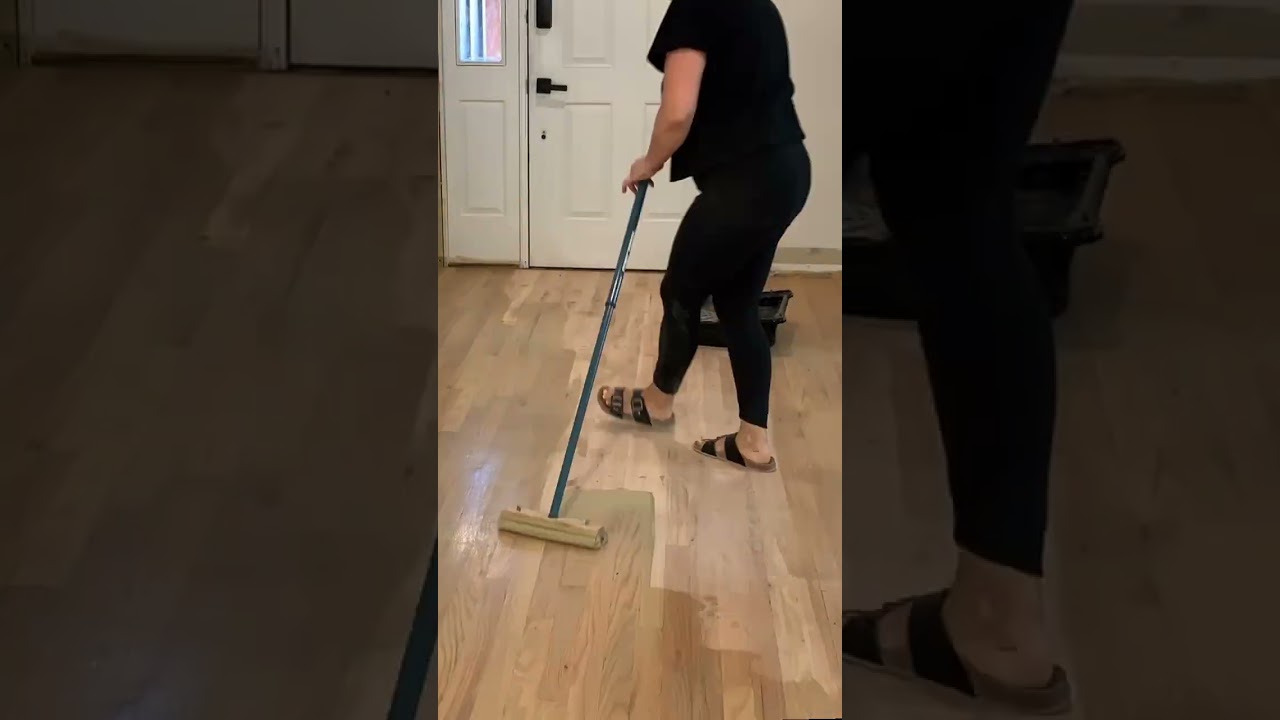 Refinishing red oak flooring to look like white oak! #hardwoodfloorrefinishing #homeimprovement