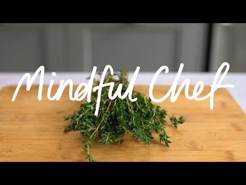 How to remove thyme leaves from stem | Mindful Chef