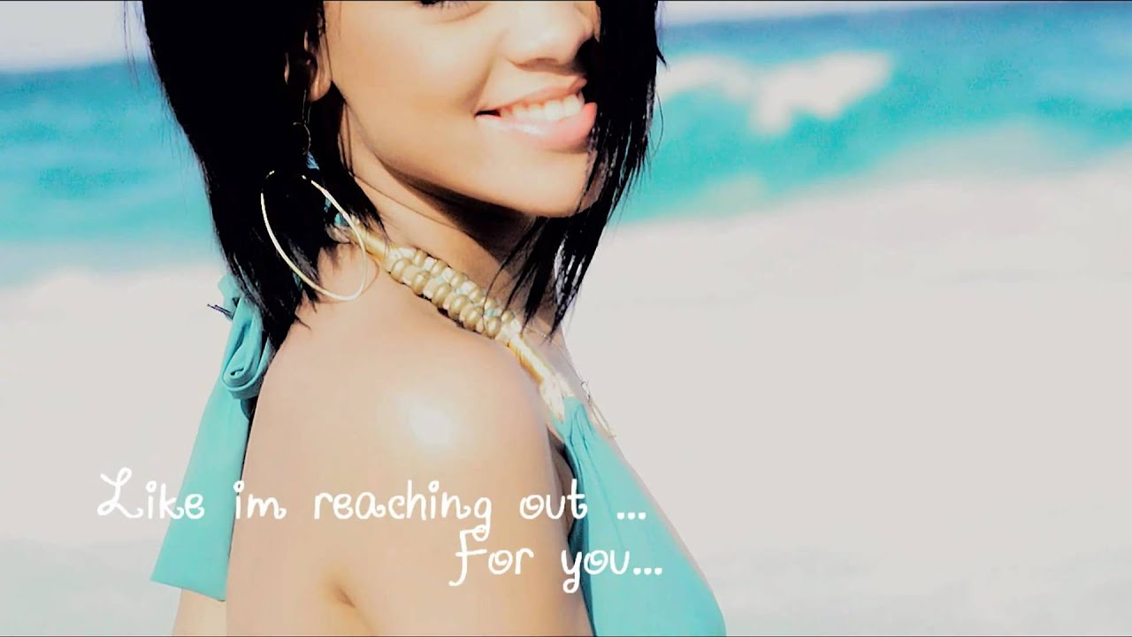 Rihanna ..Beautiful .. // PREVIEW ?? {Watch in HD}