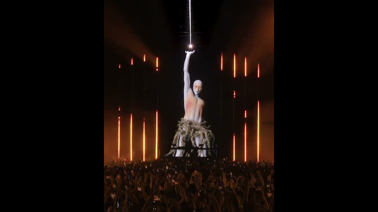 AI generated ?Music concert with great visuals and music eye catchy view