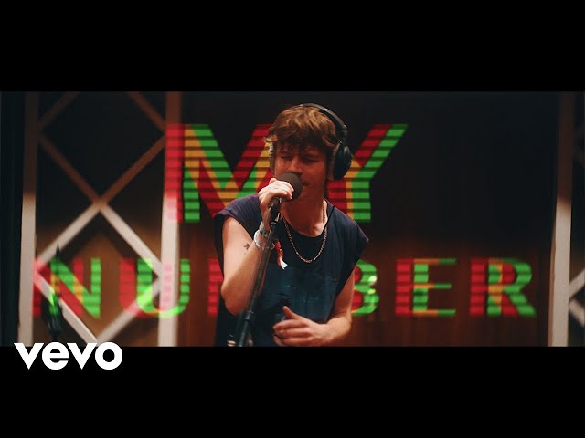 Don't Delete My Number (Visualiser)