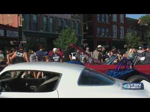 Automobilia brings car enthusiasts to downtown Wichita