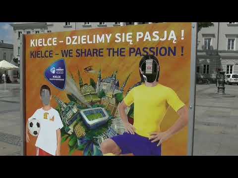 Kielce - test lodów na rynku.