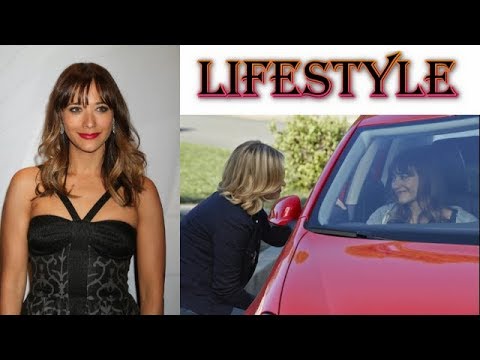 Rashida Jones Biography|| Childhood, Family, House, Figure, Height, Age, Car, Net Worth, Lifestyle