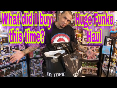 Huge Hot Topic Funko Pop haul ad icons and more