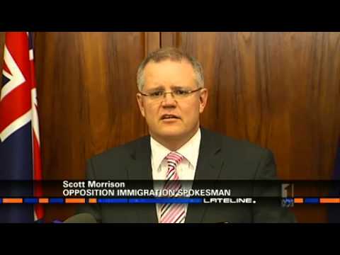Coalition links cracked Navy boats with asylum seekers