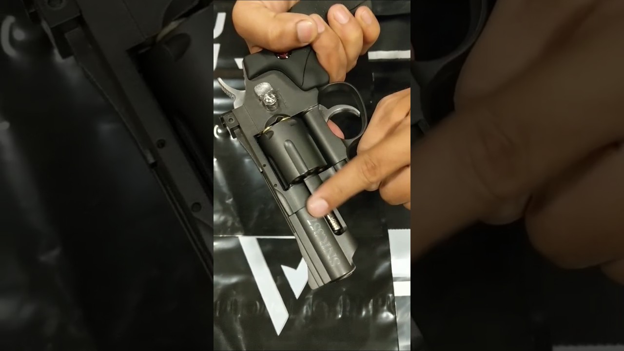 Crossman SRN357 Co2 Revolver #shorts #airsoft #airsoftgun #revolver38 #revolver357 #snr357 #shorts