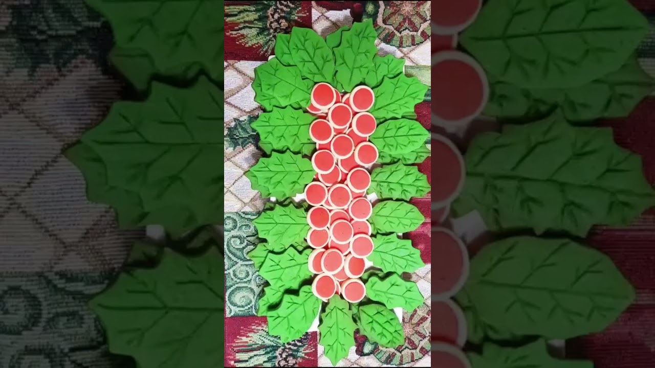 Holly Leaf Christmas Cookies