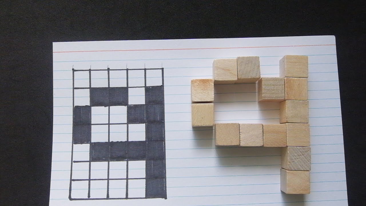 Lower  Case Letter q Minecraft Font using Grid and Wood Blocks