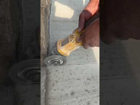 Concrete Cutting with a grinder #concrete #construction #concreteworks #concreteequipment #work