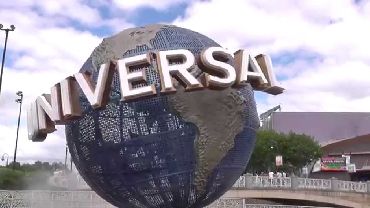 Universal Studios globe in HD with movie pre-roll theme.  Orlando