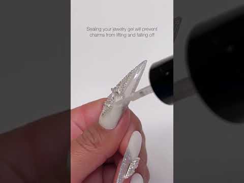 NAIL HACK π
Long Lasting Nail Charms β¨ #nailshorts #nailart #shorts #dailycharme #holonails