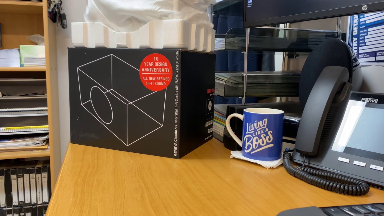 Unboxing Geneva Classic S
