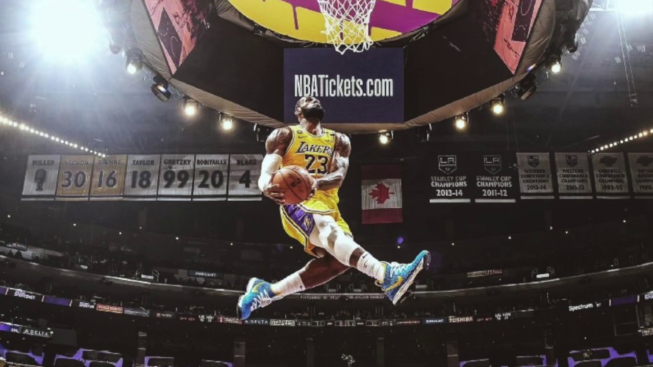 Lebron James Reverse Windmill Dunk | The Iconic Photograph | NBA Photo of the Year
