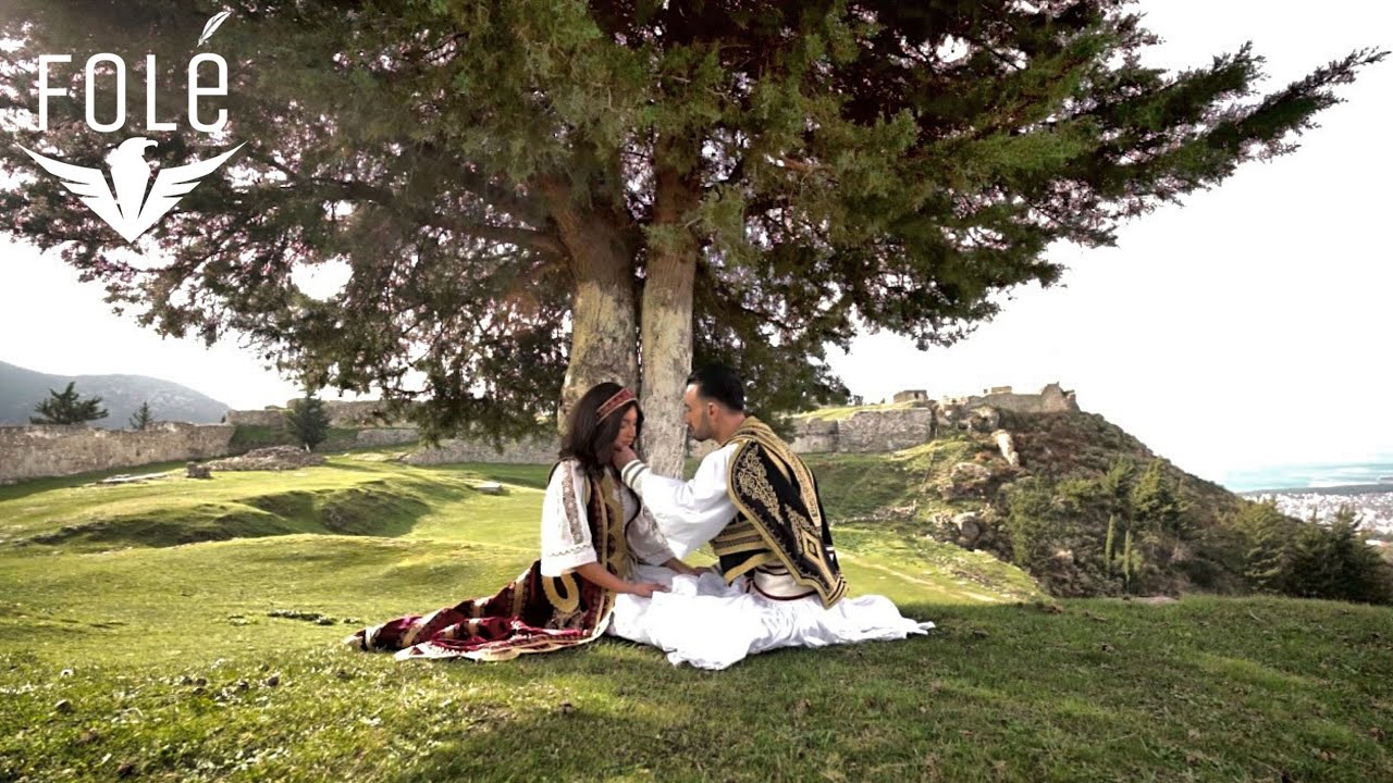 Vashezo | Kolazh by Kristi Lamaj from Albania | Popnable