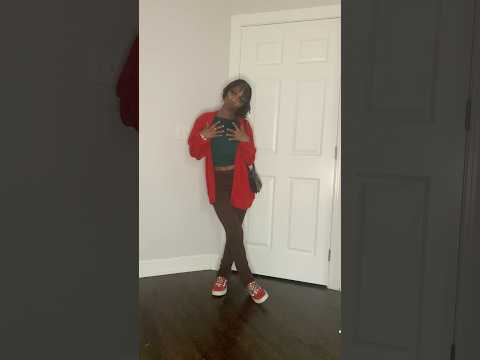 3 colors 1 pattern #fashionblogger #grwm #y2k #sweater #explore #foryou #fyp #viral #shorts #gdwm