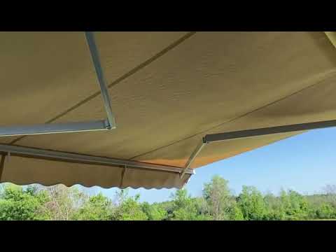 Outsunny 12' x 10' Retractable Awning Patio Awnings Sun Shade Shelter for Deck, Balcony, Yard Review