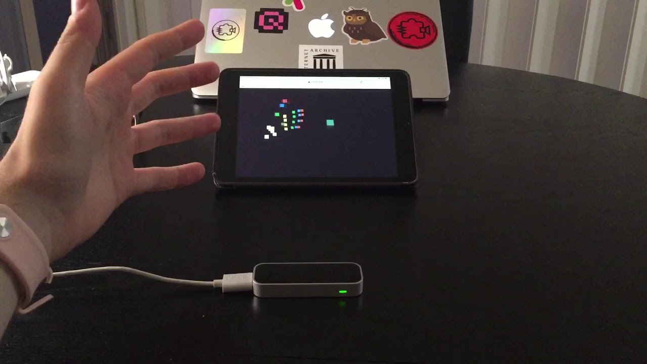 Leap Motion v4 JavaScript SDK (WIP) - Socket.IO support added