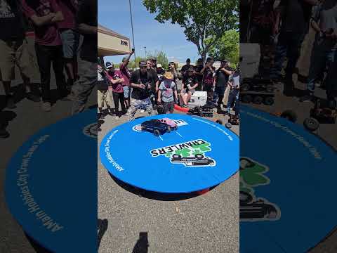 1v1 RC Sumo Table #rctrucks #rccar #rchobbies #rcsumo #minitruck #rccrawler #amainhobbies #rc
