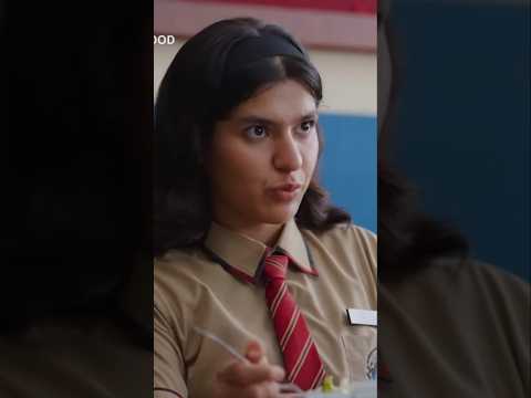 English Name Of Samosa 😂 #shorts #series #sisterhood @PrimeVideoES #ytshorts