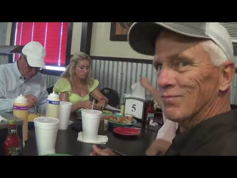 Maxs Cafe Review