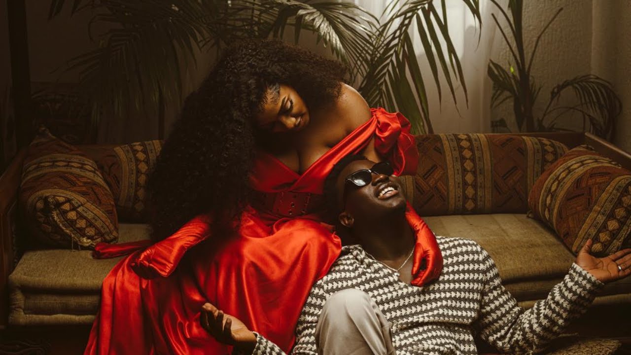 Play Top 100 Songs (Playlist) - Daily Music Chart from Guinea (28/0 ...