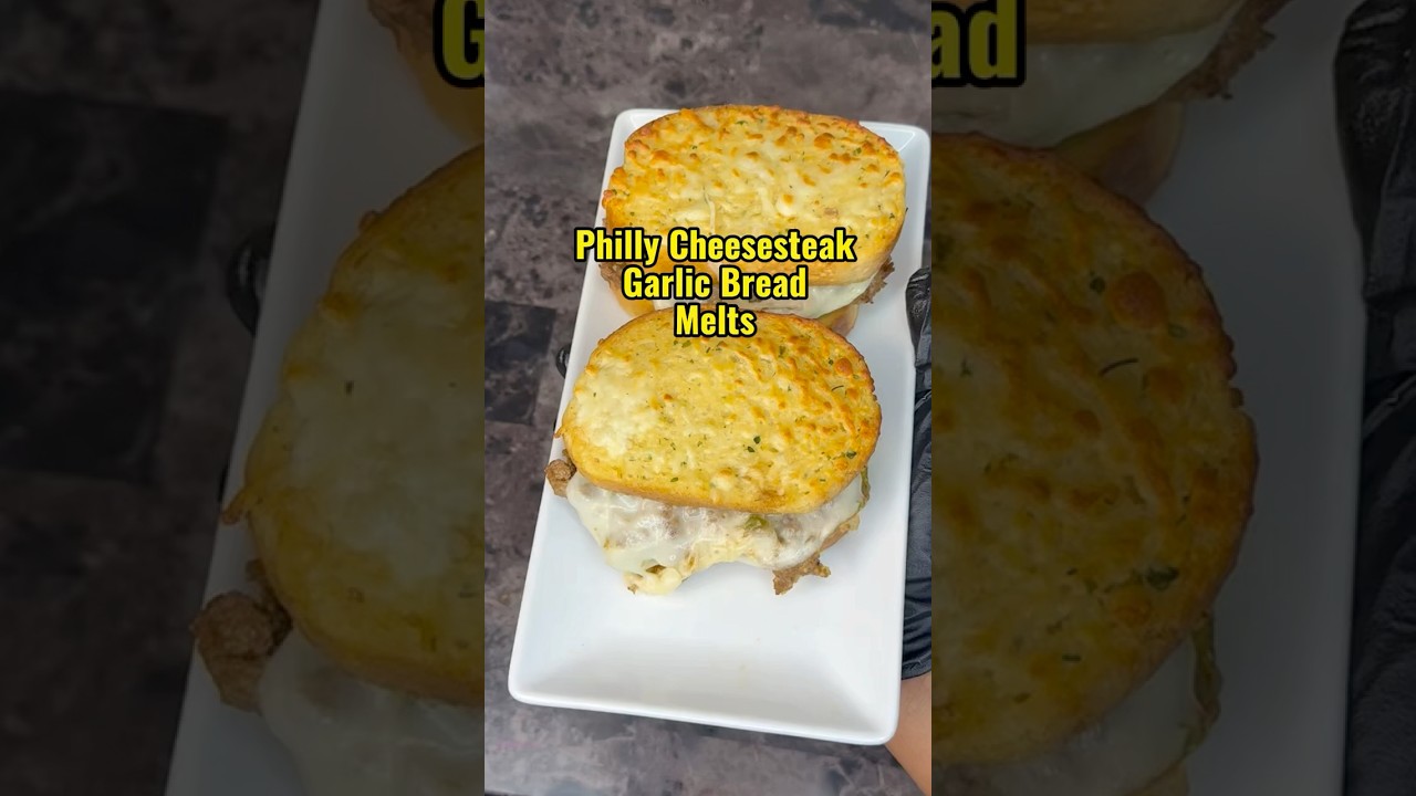 🧑🏾‍🍳Philly Cheesesteak Garlic Bread Melts #trending #recipe #food #garlicbread #fyp