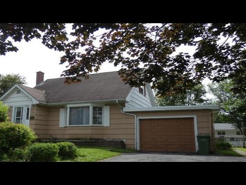 140 Frederick Avenue, Halifax, NS Presented by Assist 2 Sell HomeWorks Realty Ltd..